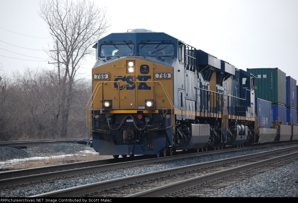 CSX 769 & 786